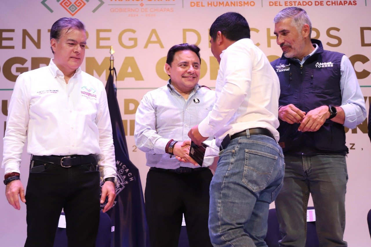 Asiste Moreno Guillén a la Entrega de Apoyos del Programa “Conecta Chiapas” – El Momento Chiapas